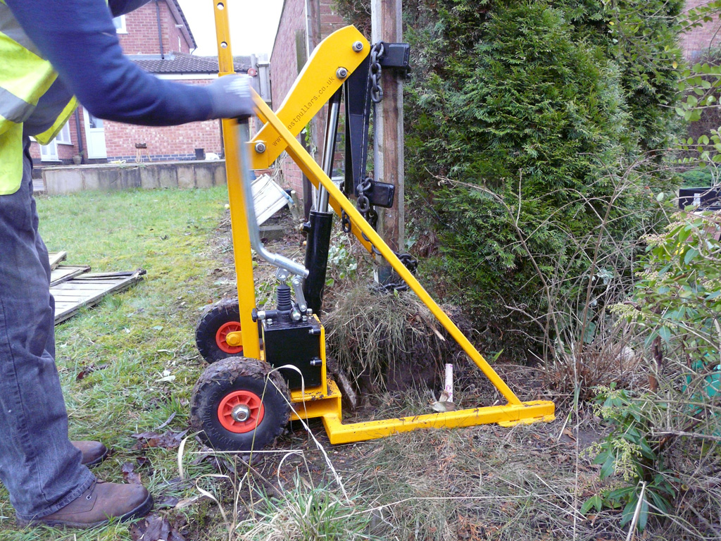 Fence Master | PostPullers (UK) Ltd